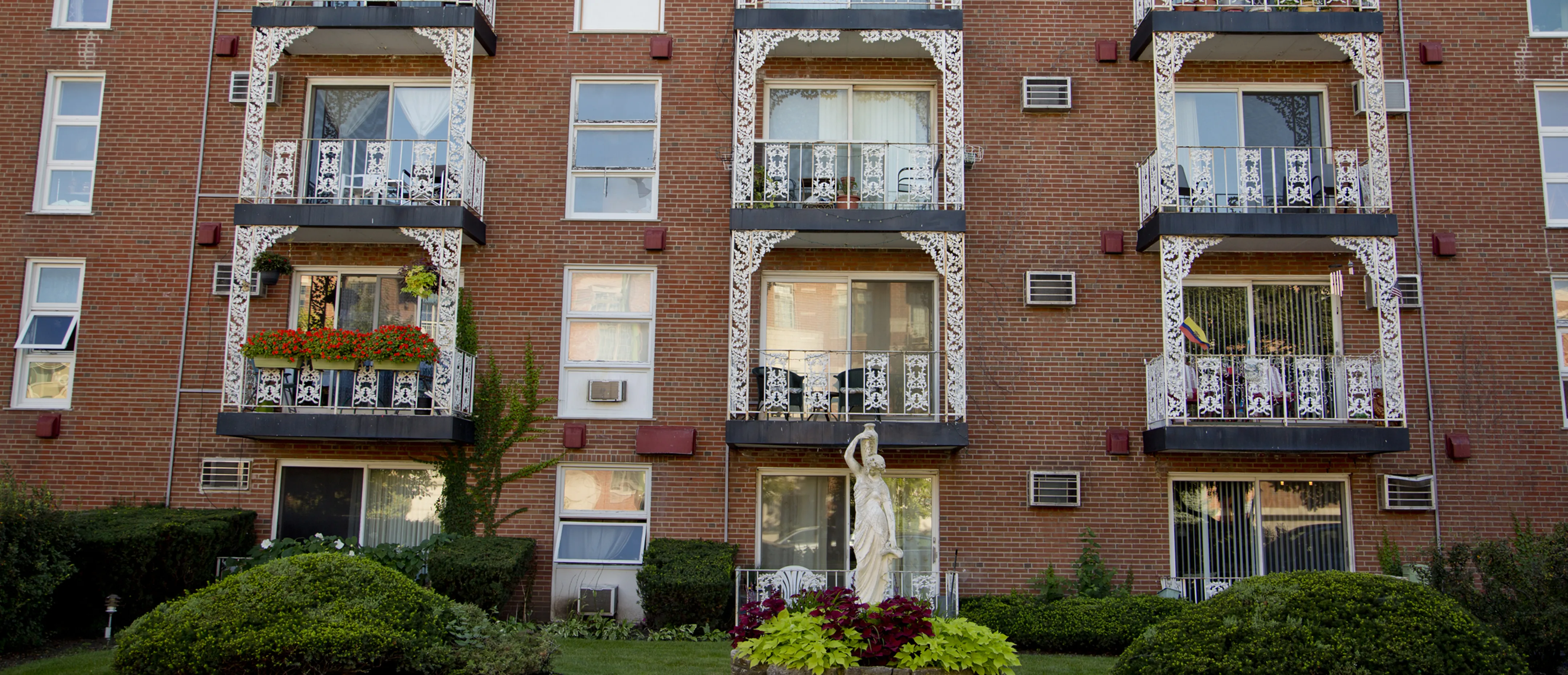 Rosemont Apartments For Rent | Domu Chicago