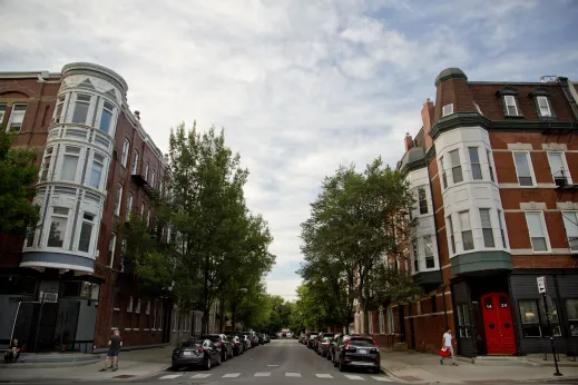 Noble Square Chicago Apartments For Rent | Domu